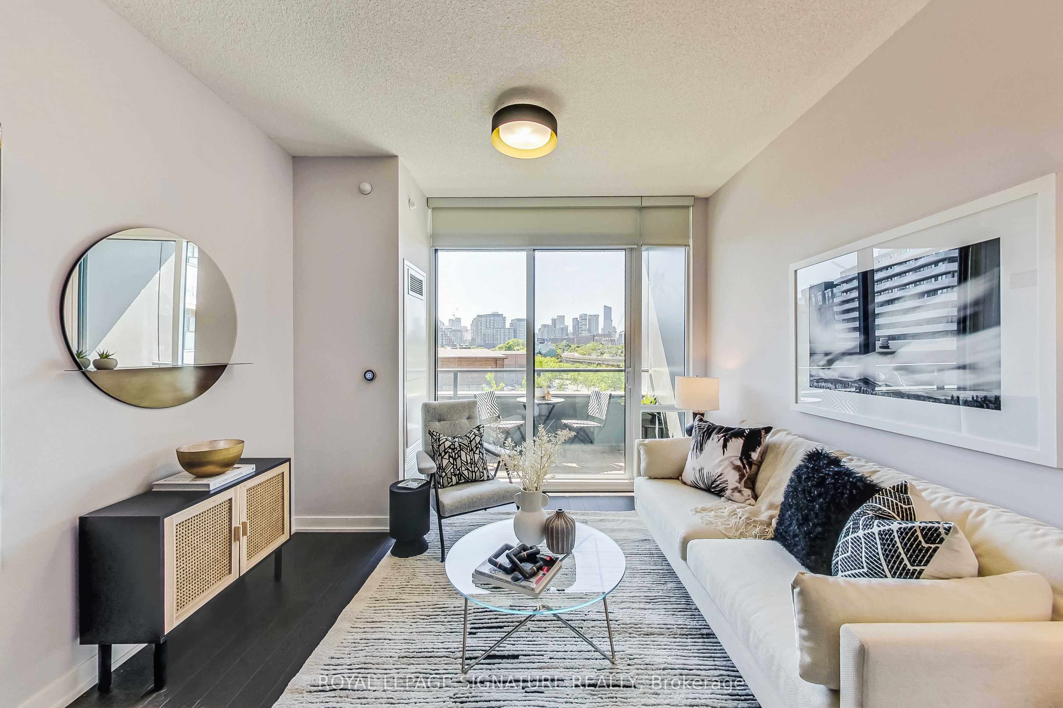 N324 - 120 Bayview Ave, Toronto, Ontario M5A0G4 For Sale | HouseSigma