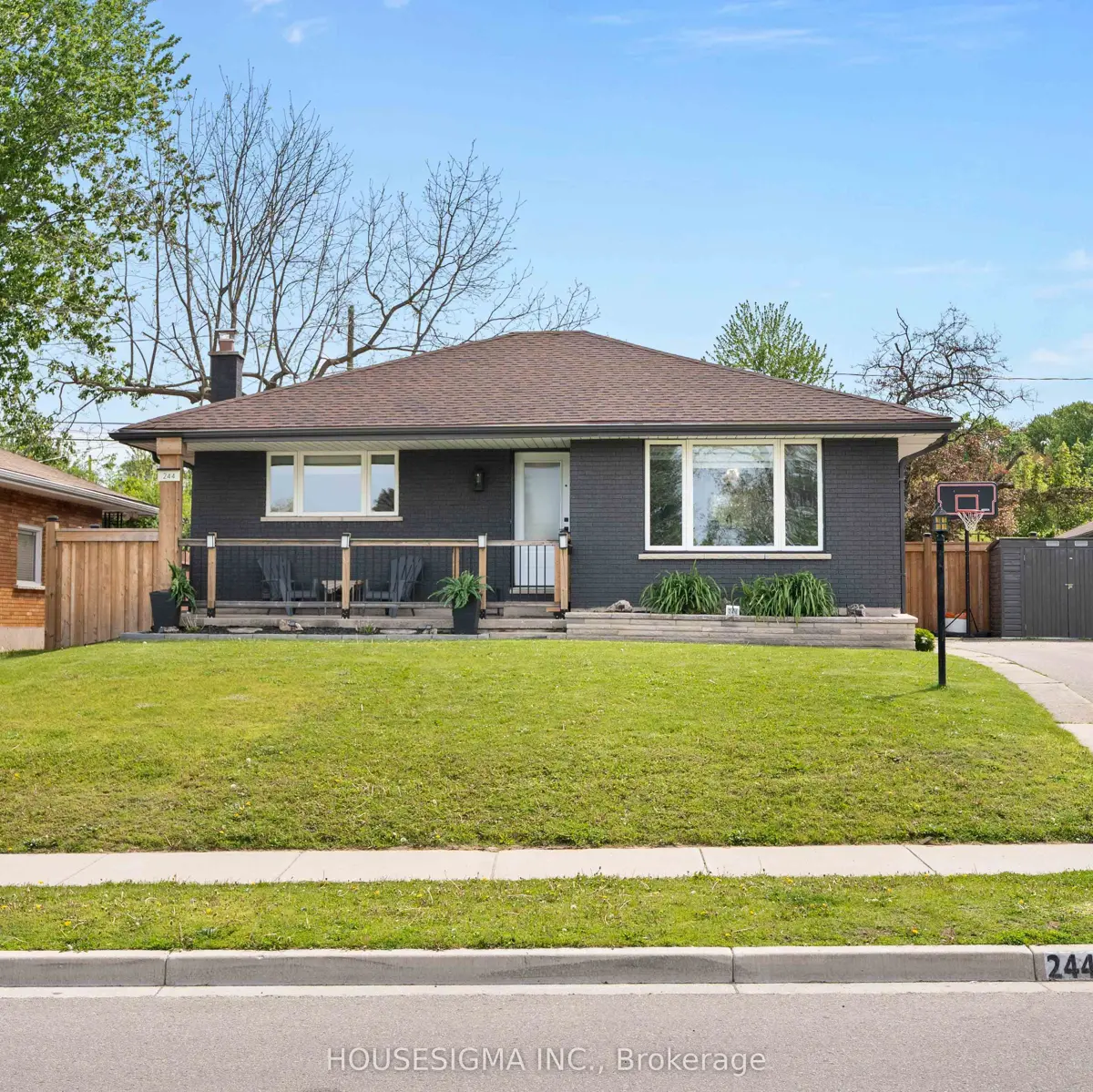 Ontario Real Estate, Featured Listings | HouseSigma